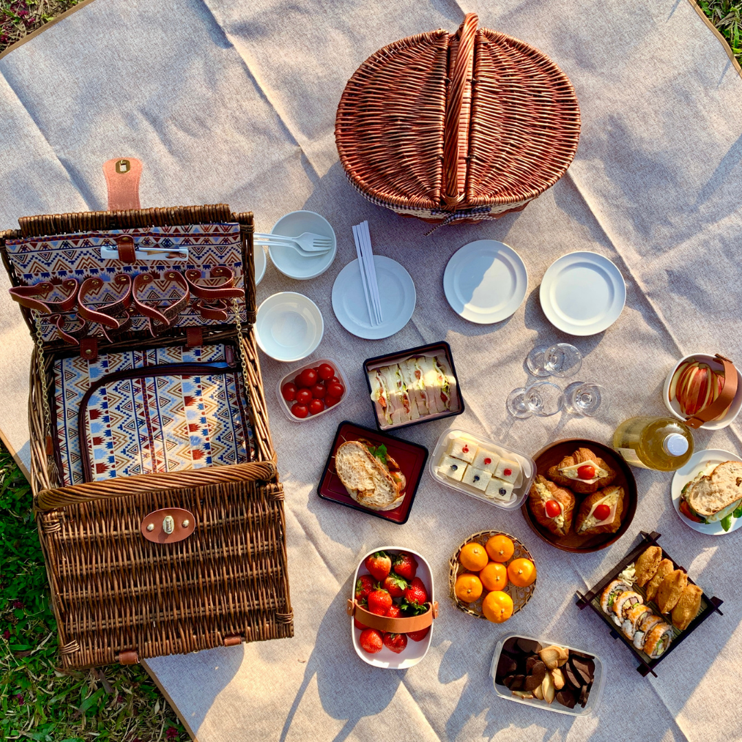 How To Introduce Your Partner To Friends And Family | Relationship Advice